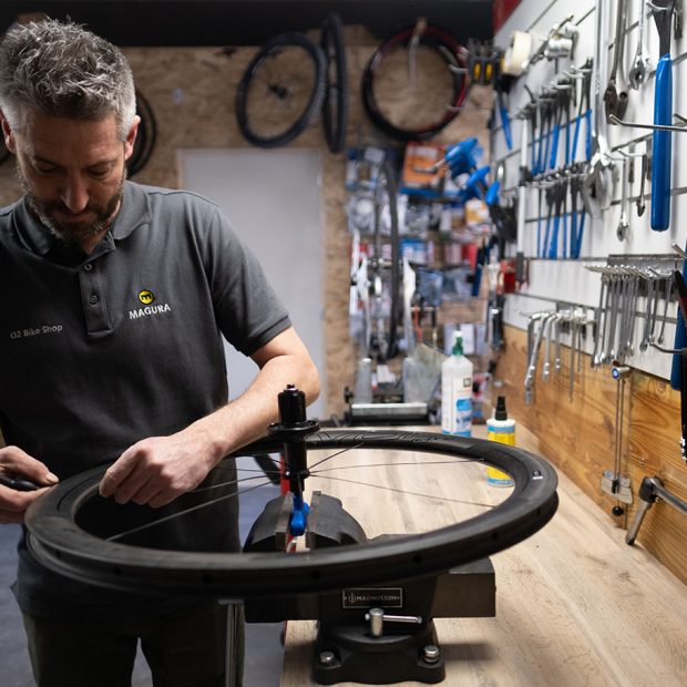 O2 BIKE SHOP – Vente et réparation de cycle – ROUTE • VTT • E-BIKE